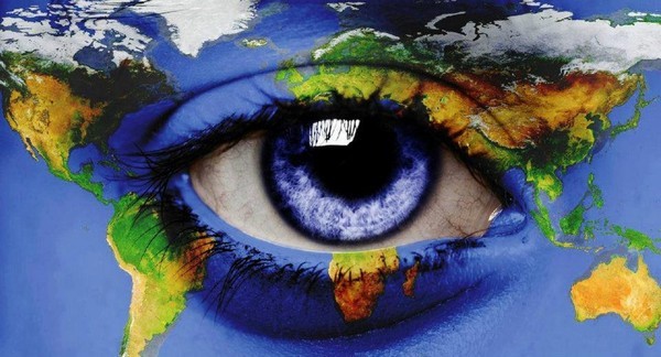 L'oeil du monde......